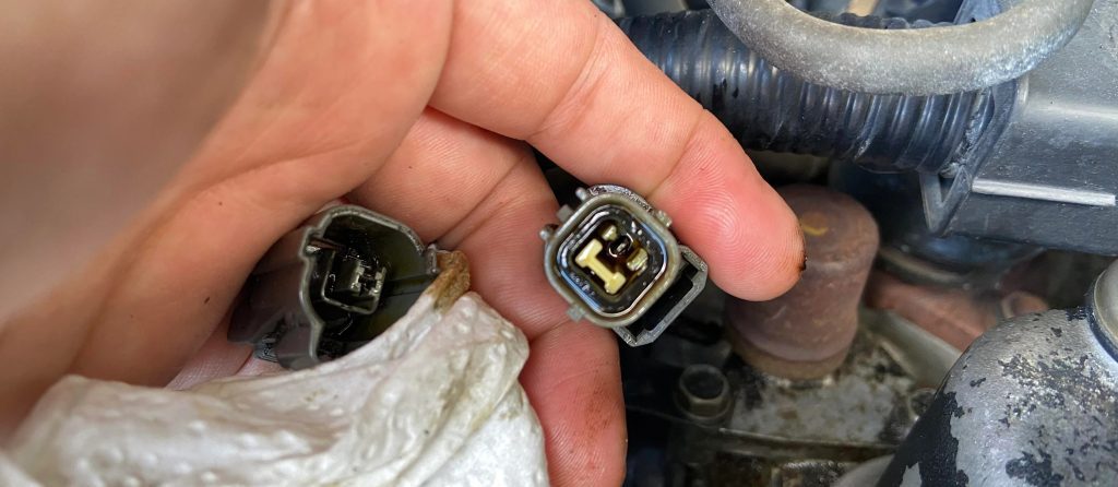 How to Clean Electrical Contacts Safely and Effectively | ORAPI Asia