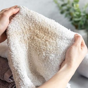 How to Remove Sunscreen Stains (Avobenzone) | ORAPI Asia